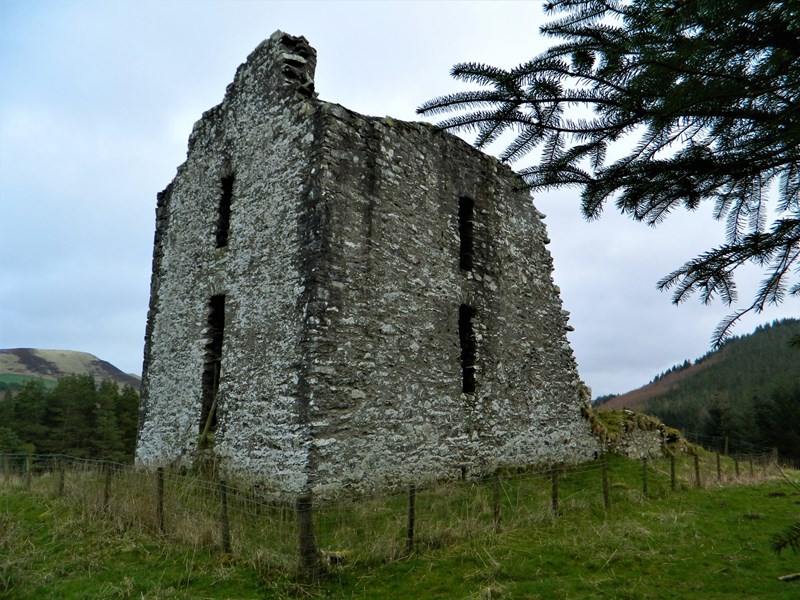 Clann Mhoireach | Castles